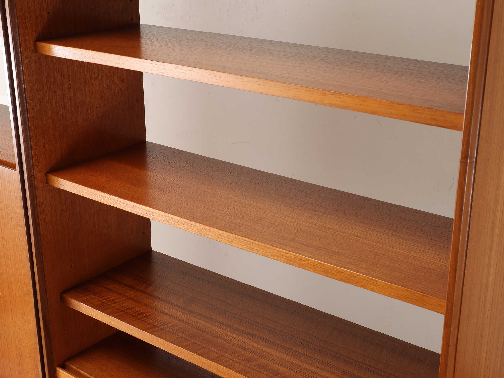 G-PLAN ユニットシェルフ | ロイズ・アンティークス | ヨーロッパのアンティーク/ヴィンテージ家具