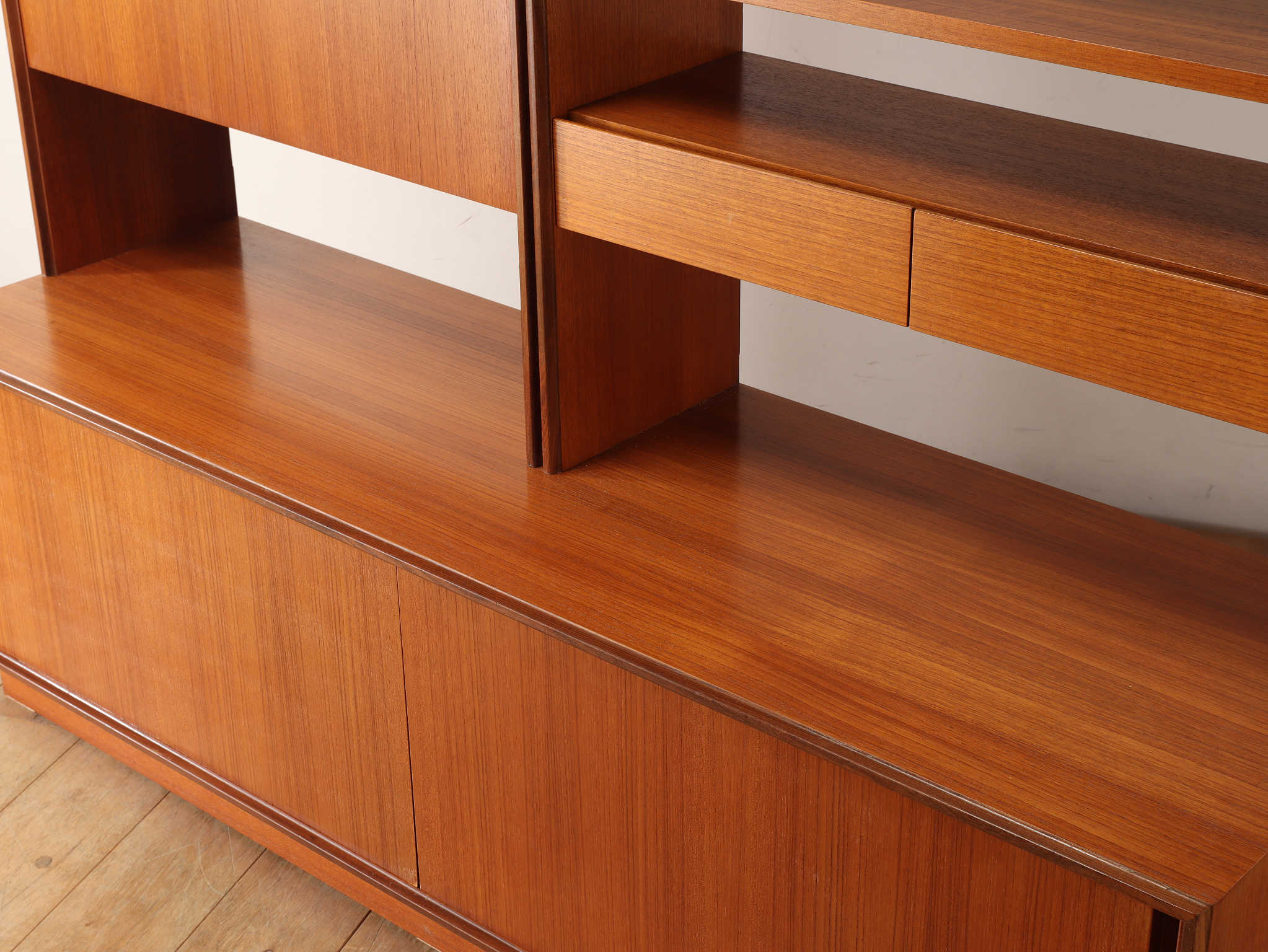 G-PLAN ユニットシェルフ | ロイズ・アンティークス | ヨーロッパのアンティーク/ヴィンテージ家具