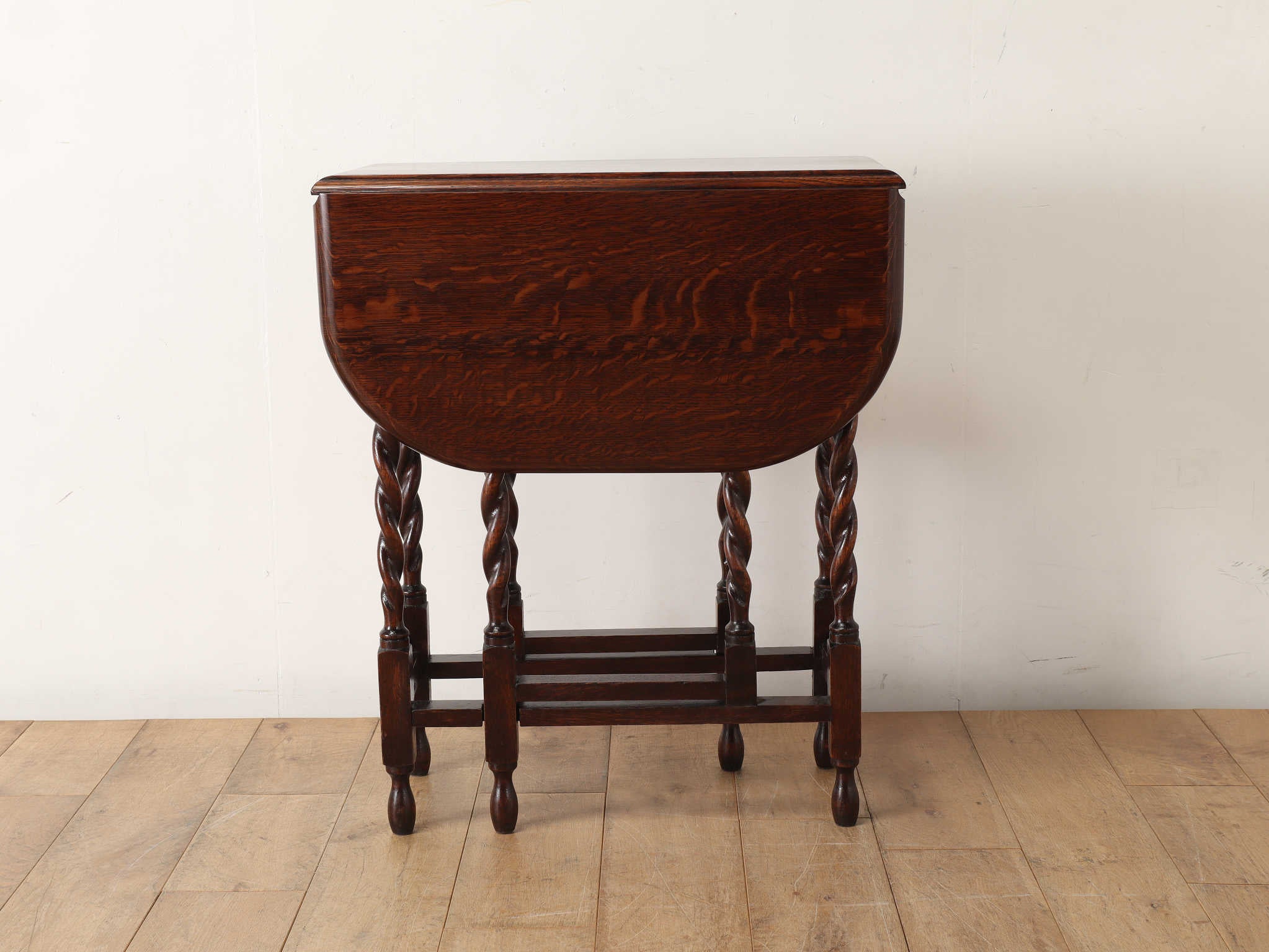 ゲートレッグテーブル | ロイズ・アンティークス | ヨーロッパのアンティーク/ヴィンテージ家具