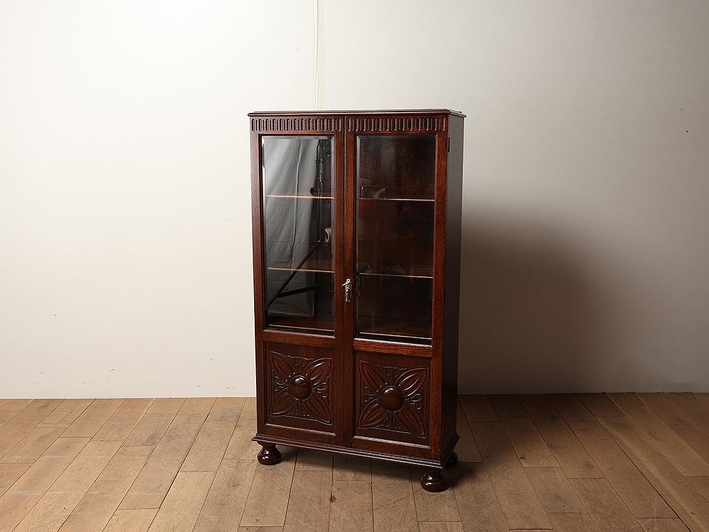 MIDLAND DRAPERY CO ブックケース | ロイズ・アンティークス | ヨーロッパのアンティーク/ヴィンテージ家具