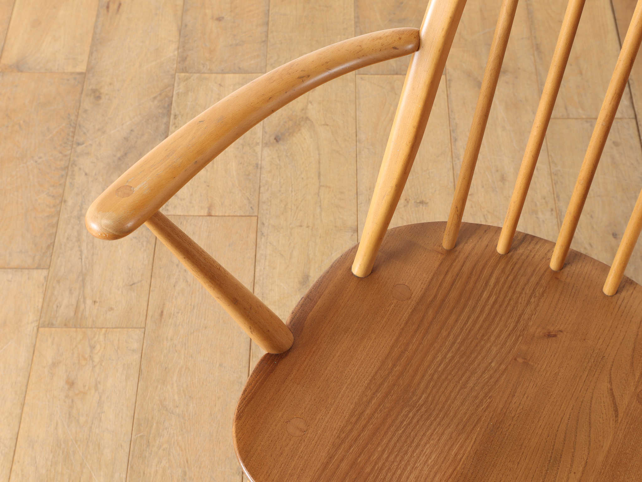 ERCOLアームチェア クエーカー | ロイズ・アンティークス | ヨーロッパのアンティーク/ヴィンテージ家具